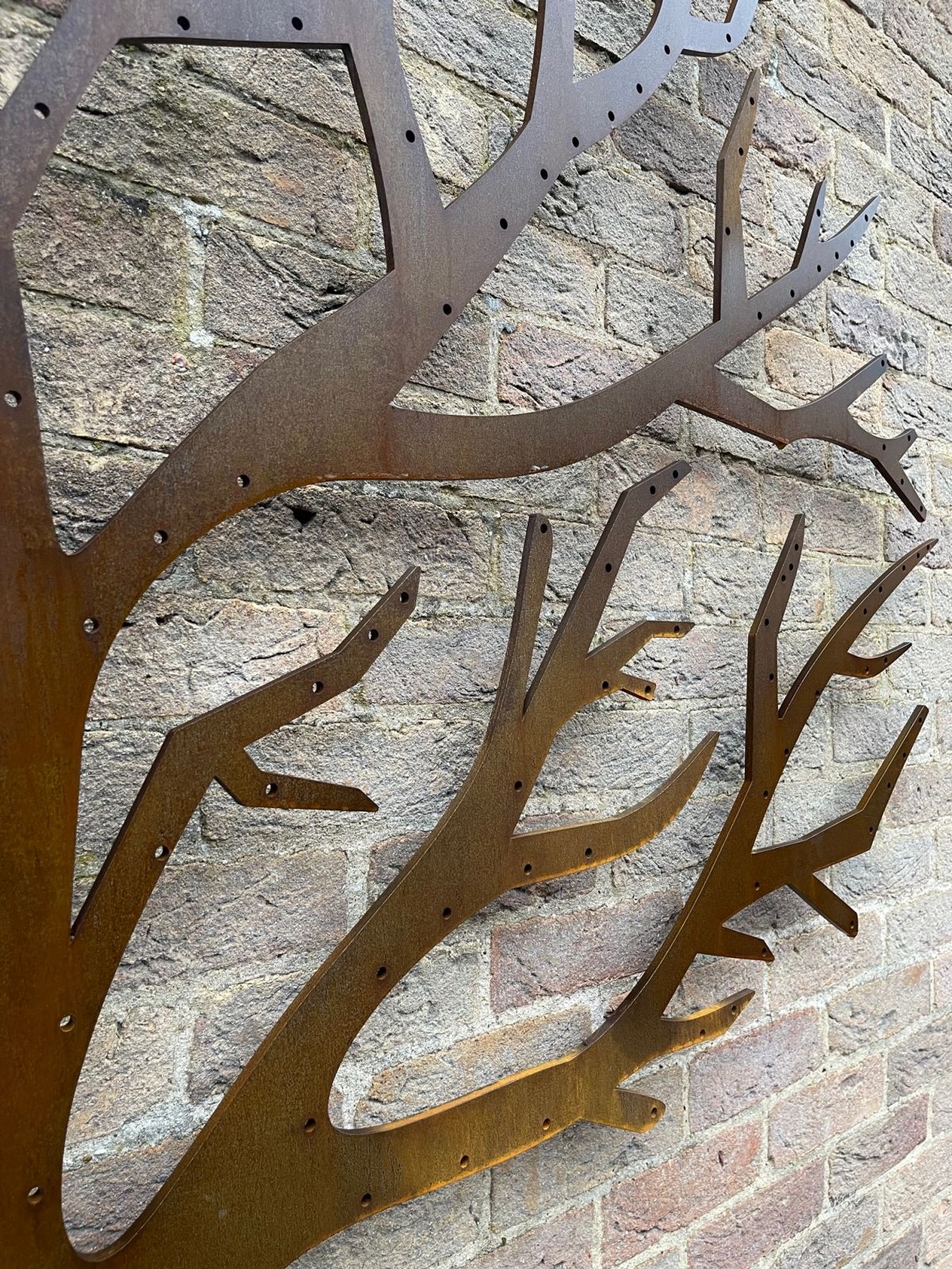 Wall Mounted Memorial Tree Leaf – Worcester Cemeteries