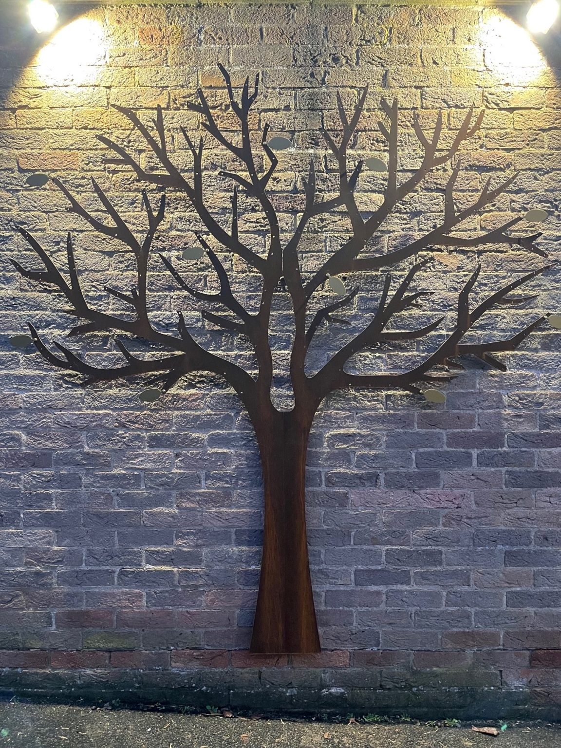 Wall Mounted Memorial Tree Leaf – Worcester Cemeteries